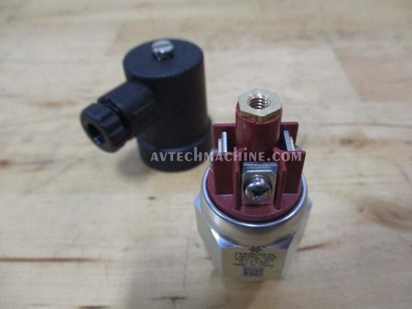 PMM50A14K Euroswitch Hydraulic Pressure Switch Normally Open 35Kg